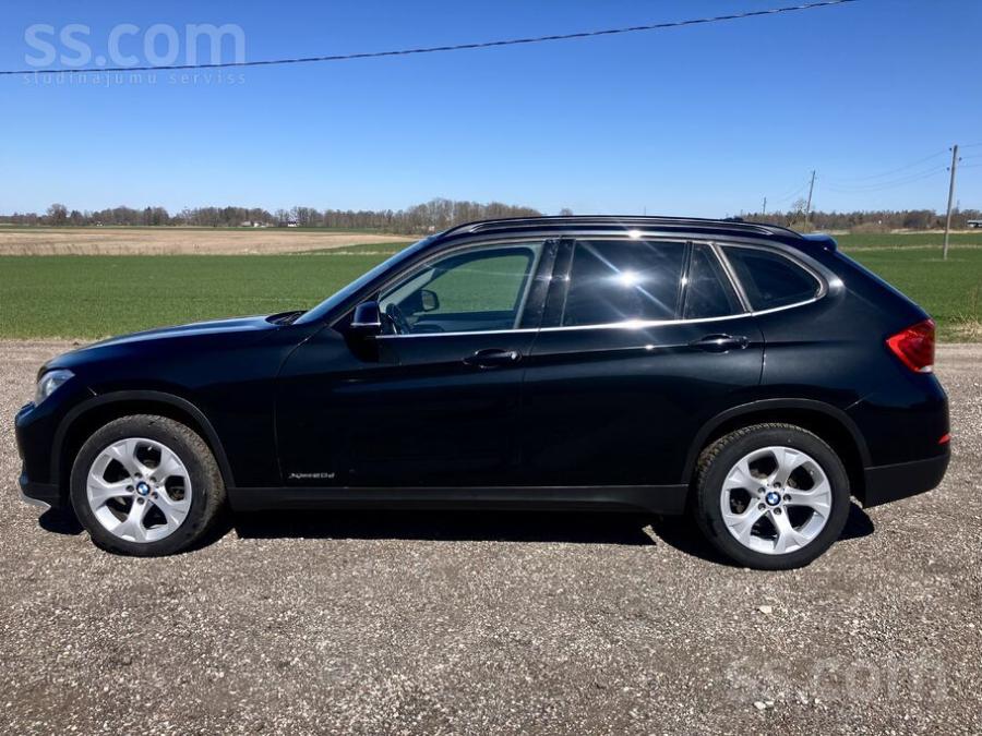 Black BMW X1 2014 in Talsi, with an engine capacity of 2.00 L and mileage of 181 thousand km for 11500 €, photo 7 on AUTOMOTO.COM.LV
