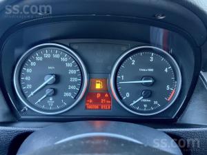 Black BMW X1 2014 in Talsi, with an engine capacity of 2.00 L and mileage of 181 thousand km for 11500 €, photo 11 on AUTOMOTO.COM.LV