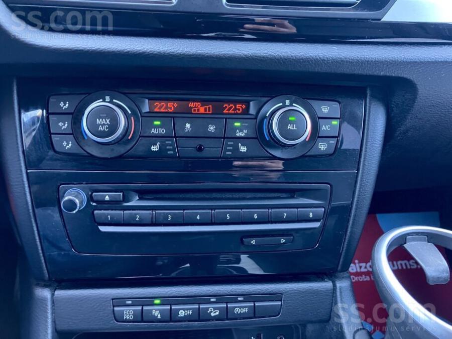 Black BMW X1 2014 in Talsi, with an engine capacity of 2.00 L and mileage of 181 thousand km for 11500 €, photo 15 on AUTOMOTO.COM.LV