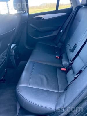Black BMW X1 2014 in Talsi, with an engine capacity of 2.00 L and mileage of 181 thousand km for 11500 €, photo 20 on AUTOMOTO.COM.LV