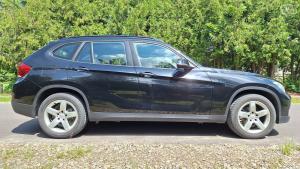 Black BMW X1 2014 in Marijampole, with an engine capacity of 2.00 L and mileage of 227 thousand km for 6900 €, photo 4 on AUTOMOTO.COM.LV