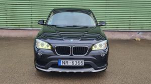Black BMW X1 2014 in Riga, with an engine capacity of 2.00 L and mileage of 214 thousand km for 9300 €, photo 19 on AUTOMOTO.COM.LV