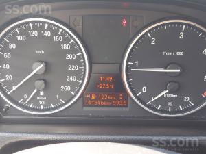 Black BMW X1 2014 in Daugavpils, with an engine capacity of 2.00 L and mileage of 142 thousand km for 6950 €, photo 10 on AUTOMOTO.COM.LV