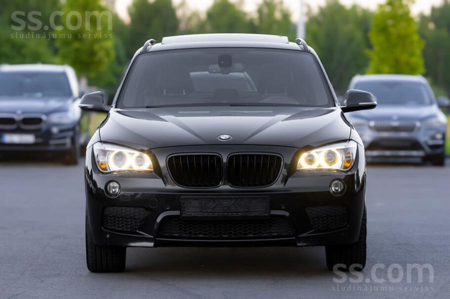 Melns BMW X1 2014 Jelgava, ar dzinēja tilpumu 2.00 L un nobraukumu 0 tūkst. km par 10800 €, foto 3 vietnē AUTOMOTO.COM.LV