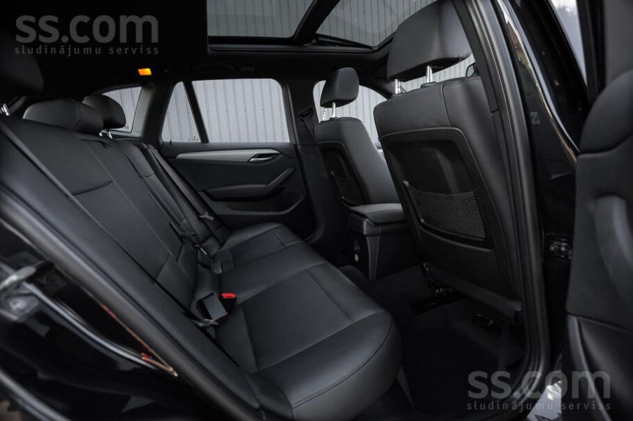 Melns BMW X1 2014 Jelgava, ar dzinēja tilpumu 2.00 L un nobraukumu 0 tūkst. km par 10800 €, foto 27 vietnē AUTOMOTO.COM.LV