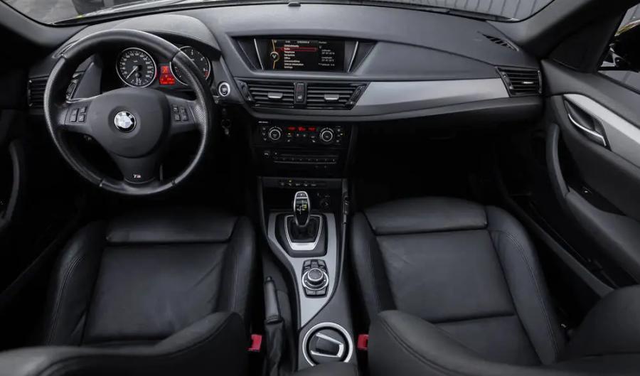 Melns BMW X1 2014 Jelgava, ar dzinēja tilpumu 2.00 L un nobraukumu 212 tūkst. km par 10800 €, foto 12 vietnē AUTOMOTO.COM.LV