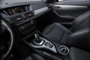 Melns BMW X1 2014 Jelgava, ar dzinēja tilpumu 2.00 L un nobraukumu 212 tūkst. km par 10800 €, foto 15 vietnē AUTOMOTO.COM.LV