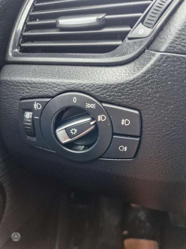 Melns BMW X1 2014 Telšiai, ar dzinēja tilpumu 2.00 L un nobraukumu 276 tūkst. km par 6950 €, foto 10 vietnē AUTOMOTO.COM.LV