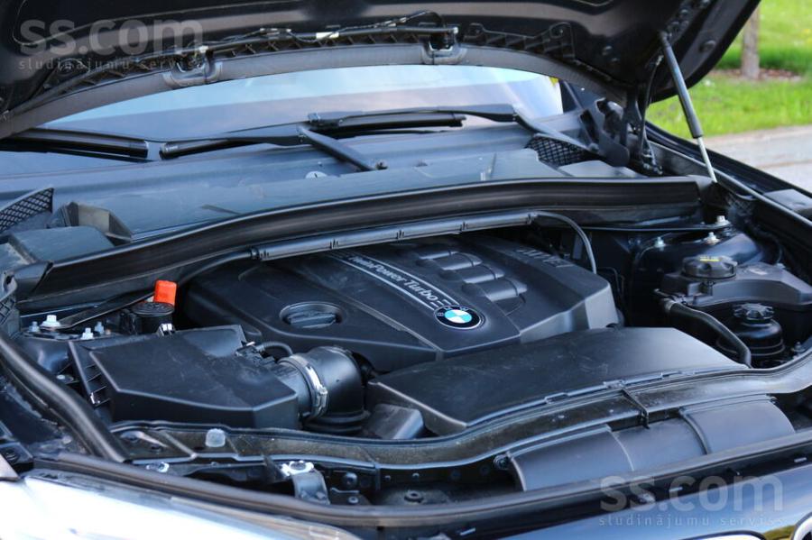 Melns BMW X1 2014 Rīga, ar dzinēja tilpumu 2.00 L un nobraukumu 203 tūkst. km par 10300 €, foto 11 vietnē AUTOMOTO.COM.LV