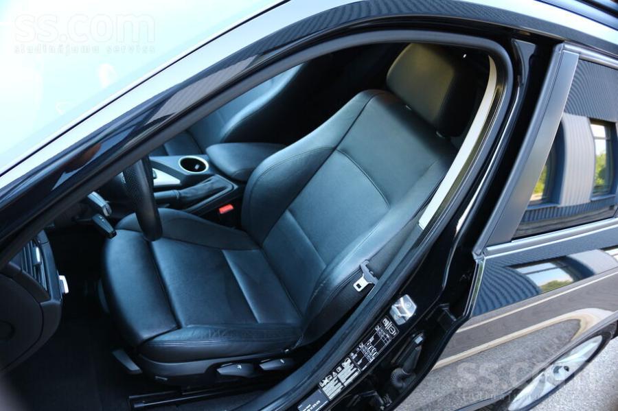 Melns BMW X1 2014 Rīga, ar dzinēja tilpumu 2.00 L un nobraukumu 203 tūkst. km par 10300 €, foto 15 vietnē AUTOMOTO.COM.LV