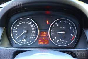 Melns BMW X1 2014 Rīga, ar dzinēja tilpumu 2.00 L un nobraukumu 203 tūkst. km par 10300 €, foto 28 vietnē AUTOMOTO.COM.LV