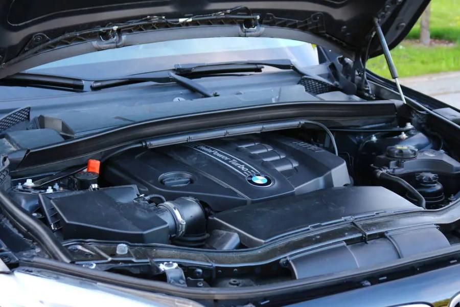 Melns BMW X1 2014 Rīga, ar dzinēja tilpumu 2.00 L un nobraukumu 203 tūkst. km par 10300 €, foto 11 vietnē AUTOMOTO.COM.LV