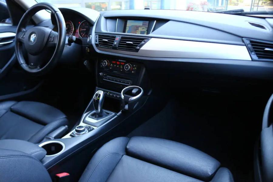 Melns BMW X1 2014 Rīga, ar dzinēja tilpumu 2.00 L un nobraukumu 203 tūkst. km par 10300 €, foto 12 vietnē AUTOMOTO.COM.LV