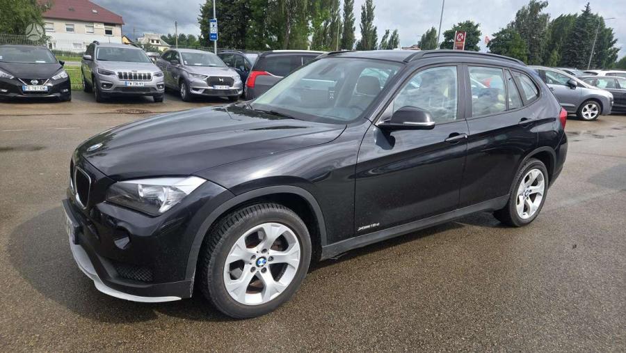 Black BMW X1 2014 in Taurage, with an engine capacity of 2.00 L and mileage of 263 thousand km for 6700 €, photo 9 on AUTOMOTO.COM.LV