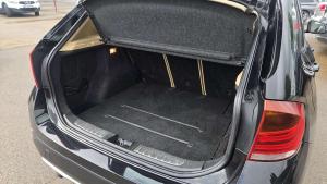 Black BMW X1 2014 in Taurage, with an engine capacity of 2.00 L and mileage of 263 thousand km for 6700 €, photo 13 on AUTOMOTO.COM.LV