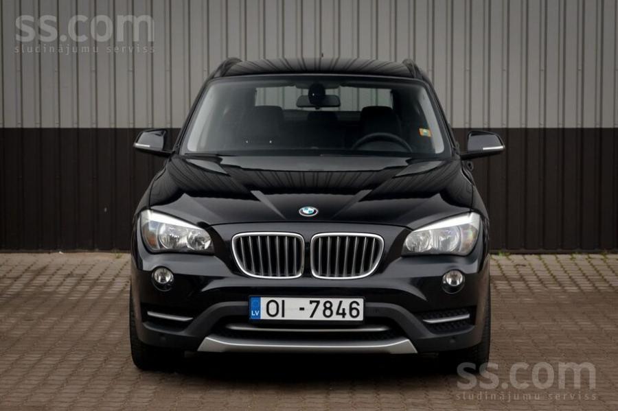 Black BMW X1 2014 in Tukums, with an engine capacity of 2.00 L and mileage of 255 thousand km for 10690 €, photo 3 on AUTOMOTO.COM.LV