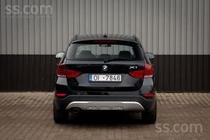 Black BMW X1 2014 in Tukums, with an engine capacity of 2.00 L and mileage of 255 thousand km for 10690 €, photo 6 on AUTOMOTO.COM.LV