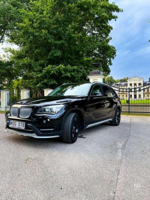 Black BMW X1 2014 in Vilkaviskis, with an engine capacity of 2.00 L and mileage of 254 thousand km for 9200 €, photo  on AUTOMOTO.COM.LV