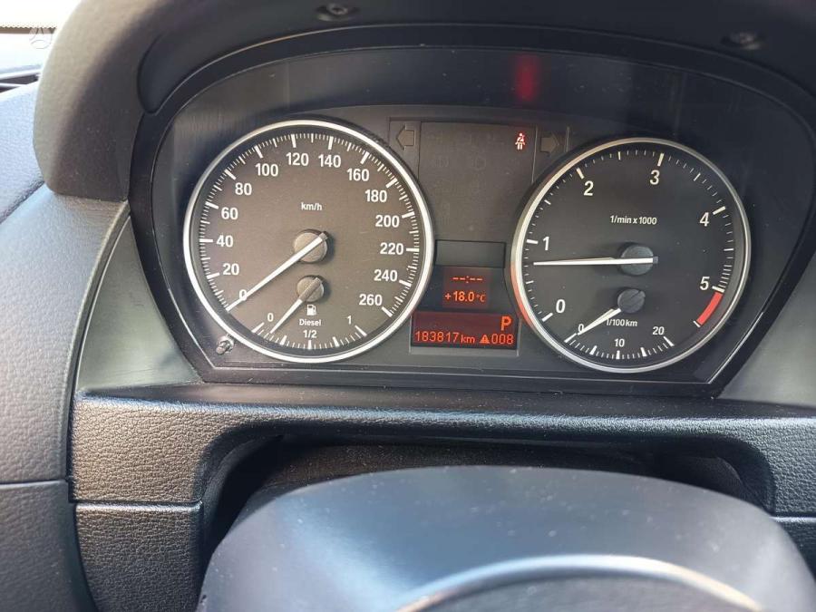 Black BMW X1 2014 in Rokiskis, with an engine capacity of 2.00 L and mileage of 184 thousand km for 6900 €, photo 17 on AUTOMOTO.COM.LV