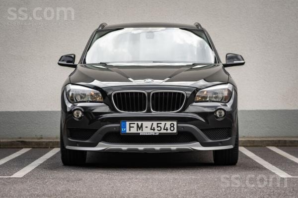 Black BMW X1 2014 in Riga, with an engine capacity of 2.00 L and mileage of 257 thousand km for 9900 €, photo 2 on AUTOMOTO.COM.LV