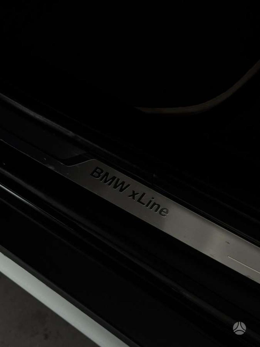 Black BMW X1 2014 in Kaunas, with an engine capacity of 2.00 L and mileage of 240 thousand km for 6999 €, photo 4 on AUTOMOTO.COM.LV