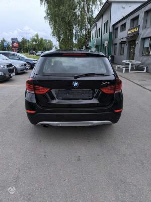 Melns BMW X1 2014 Joniškis, ar dzinēja tilpumu 2.00 L un nobraukumu 174 tūkst. km par 5850 €, foto 5 vietnē AUTOMOTO.COM.LV