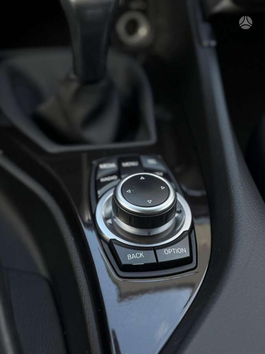 Black BMW X1 2014 in Kaunas, with an engine capacity of 2.00 L and mileage of 240 thousand km for 6350 €, photo 5 on AUTOMOTO.COM.LV