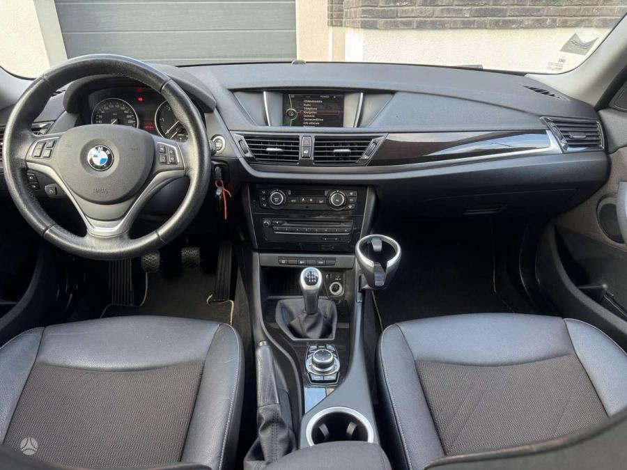 Black BMW X1 2014 in Kaunas, with an engine capacity of 2.00 L and mileage of 240 thousand km for 6350 €, photo 9 on AUTOMOTO.COM.LV