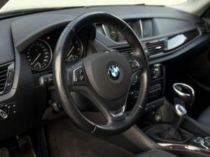 Black BMW X1 2014 in Kaunas, with an engine capacity of 2.00 L and mileage of 240 thousand km for 6350 €, photo 13 on AUTOMOTO.COM.LV