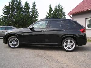 Melns BMW X1 2014 Sigulda, ar dzinēja tilpumu 2.00 L un nobraukumu 199 tūkst. km par 10950 €, foto 5 vietnē AUTOMOTO.COM.LV