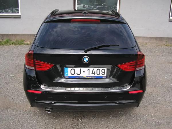 Melns BMW X1 2014 Sigulda, ar dzinēja tilpumu 2.00 L un nobraukumu 199 tūkst. km par 10950 €, foto 6 vietnē AUTOMOTO.COM.LV