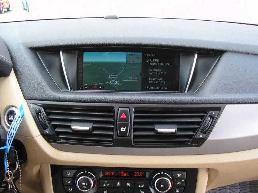 Melns BMW X1 2014 Sigulda, ar dzinēja tilpumu 2.00 L un nobraukumu 199 tūkst. km par 10950 €, foto 17 vietnē AUTOMOTO.COM.LV