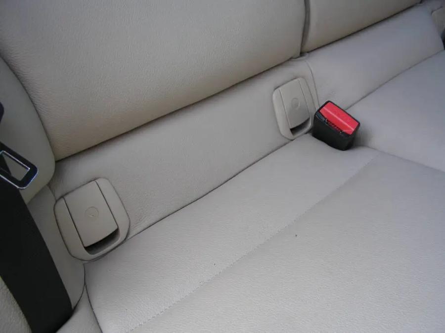 Melns BMW X1 2014 Sigulda, ar dzinēja tilpumu 2.00 L un nobraukumu 199 tūkst. km par 10950 €, foto 26 vietnē AUTOMOTO.COM.LV