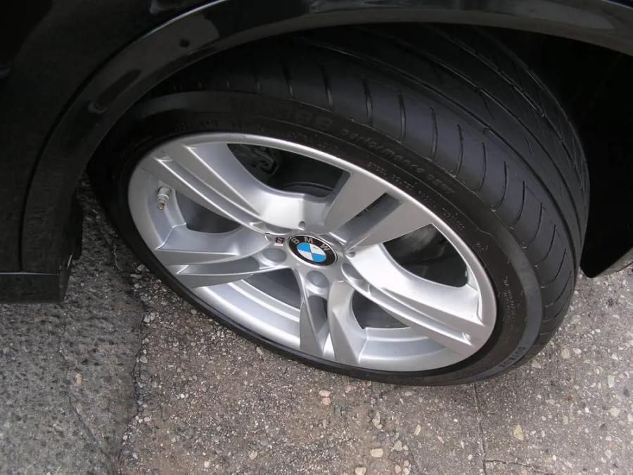 Melns BMW X1 2014 Sigulda, ar dzinēja tilpumu 2.00 L un nobraukumu 199 tūkst. km par 10950 €, foto 32 vietnē AUTOMOTO.COM.LV