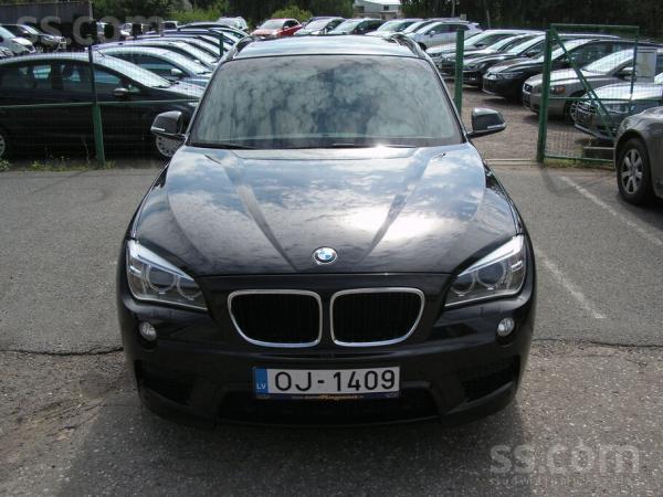 Melns BMW X1 2014 Rīga, ar dzinēja tilpumu 2.00 L un nobraukumu 0 tūkst. km par 10950 €, foto 5 vietnē AUTOMOTO.COM.LV