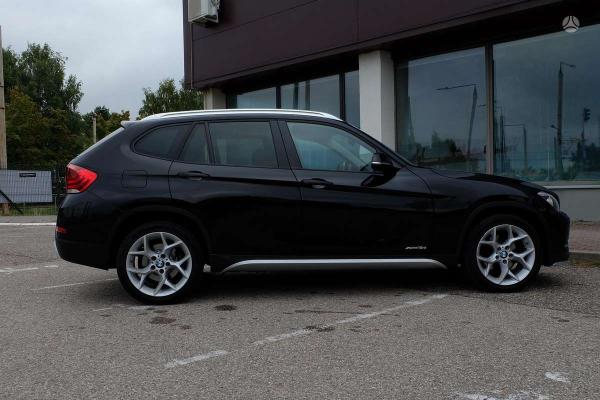 Melns BMW X1 2014 Viļņa, ar dzinēja tilpumu 2.00 L un nobraukumu 206 tūkst. km par 7999 €, foto 8 vietnē AUTOMOTO.COM.LV