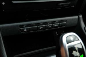 Black BMW X1 2014 in Vilnius, with an engine capacity of 2.00 L and mileage of 206 thousand km for 7999 €, photo 29 on AUTOMOTO.COM.LV