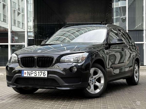 Melns BMW X1 2014 Viļņa, ar dzinēja tilpumu 2.00 L un nobraukumu 113 tūkst. km par 8290 €, foto 1 vietnē AUTOMOTO.COM.LV