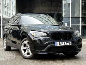 Black BMW X1 2014 in Vilnius, with an engine capacity of 2.00 L and mileage of 113 thousand km for 8290 €, photo 9 on AUTOMOTO.COM.LV