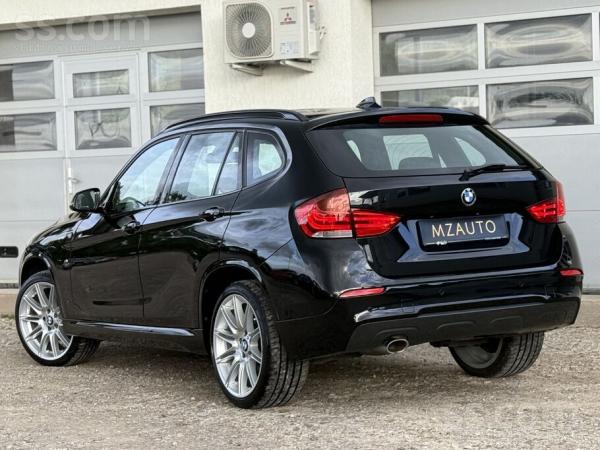 Melns BMW X1 2014 Tukums, ar dzinēja tilpumu 2.00 L un nobraukumu 254 tūkst. km par 10999 €, foto 4 vietnē AUTOMOTO.COM.LV