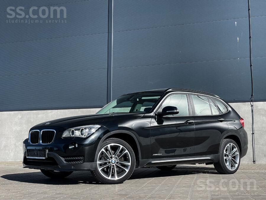 Melns BMW X1 2015 Rīga, ar dzinēja tilpumu 2.00 L un nobraukumu 223 tūkst. km par 11800 €, foto 1 vietnē AUTOMOTO.COM.LV