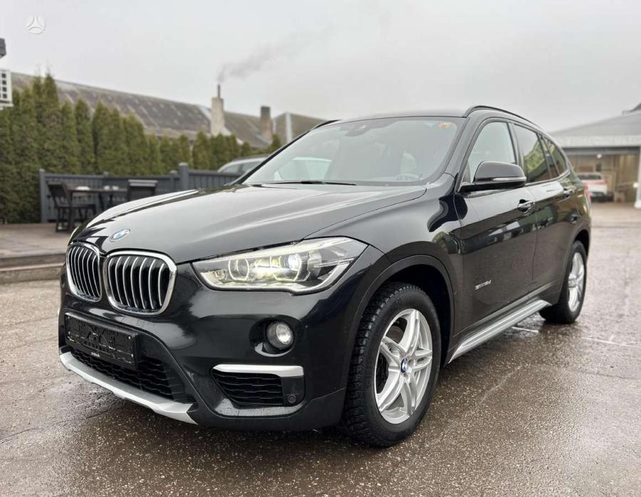 Melns BMW X1 2015 Utena, ar dzinēja tilpumu 2.00 L un nobraukumu 250 tūkst. km par 10200 €, foto 1 vietnē AUTOMOTO.COM.LV