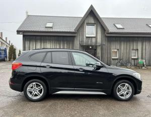 Melns BMW X1 2015 Utena, ar dzinēja tilpumu 2.00 L un nobraukumu 250 tūkst. km par 10200 €, foto 7 vietnē AUTOMOTO.COM.LV