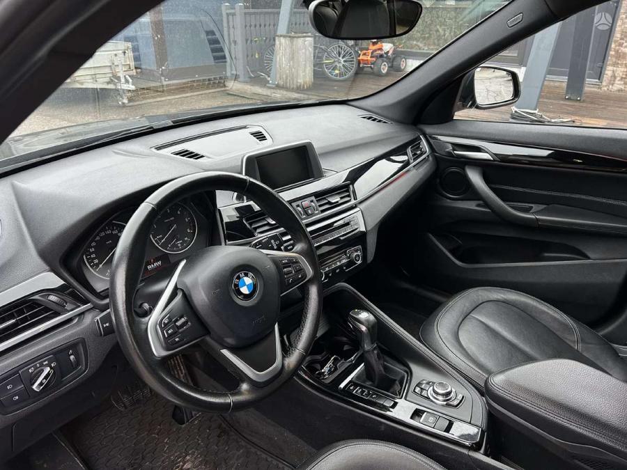 Melns BMW X1 2015 Utena, ar dzinēja tilpumu 2.00 L un nobraukumu 250 tūkst. km par 10200 €, foto 9 vietnē AUTOMOTO.COM.LV