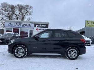 Black BMW X1 2015 in Utena, with an engine capacity of 0.00 L and mileage of 250 thousand km for 9950 €, photo 4 on AUTOMOTO.COM.LV