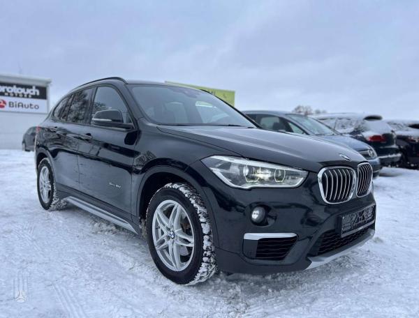 Black BMW X1 2015 in Utena, with an engine capacity of 2.00 L and mileage of 250 thousand km for 9950 €, photo 1 on AUTOMOTO.COM.LV