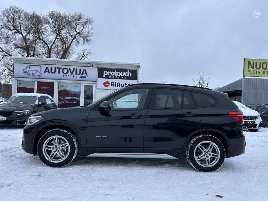 Melns BMW X1 2015 Utena, ar dzinēja tilpumu 2.00 L un nobraukumu 250 tūkst. km par 9950 €, foto 4 vietnē AUTOMOTO.COM.LV