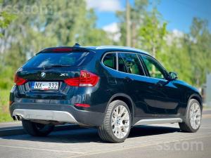 Melns BMW X1 2015 Rīga, ar dzinēja tilpumu 2.00 L un nobraukumu 379 tūkst. km par 8500 €, foto 3 vietnē AUTOMOTO.COM.LV