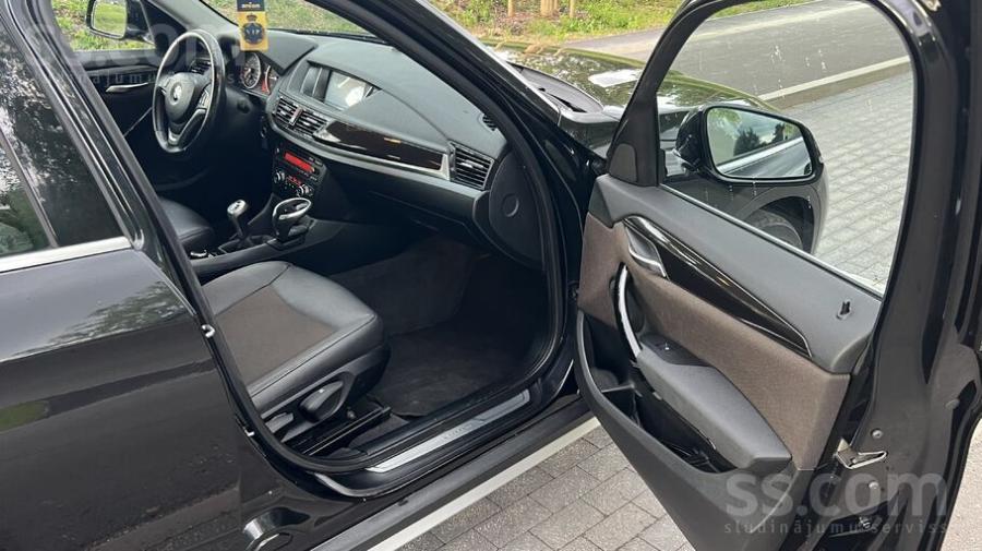 Melns BMW X1 2015 Rīga, ar dzinēja tilpumu 2.00 L un nobraukumu 379 tūkst. km par 8500 €, foto 12 vietnē AUTOMOTO.COM.LV
