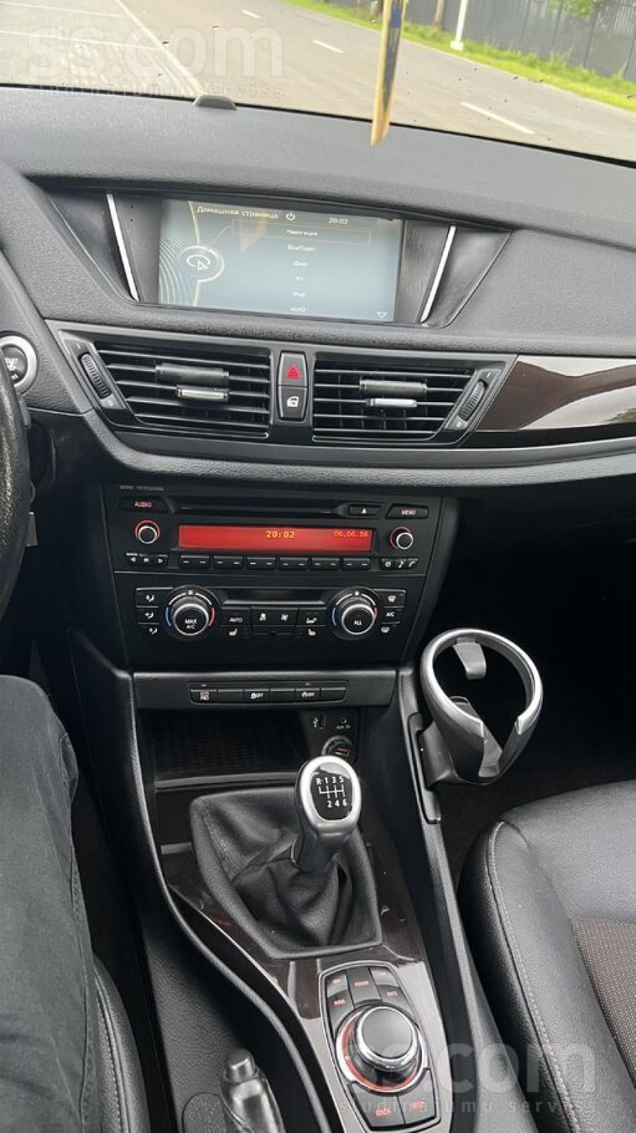 Melns BMW X1 2015 Rīga, ar dzinēja tilpumu 2.00 L un nobraukumu 379 tūkst. km par 8500 €, foto 16 vietnē AUTOMOTO.COM.LV